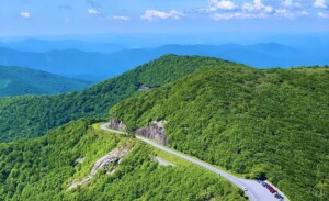 8 Gorgeous Blue Ridge Parkway Hikes Near Asheville